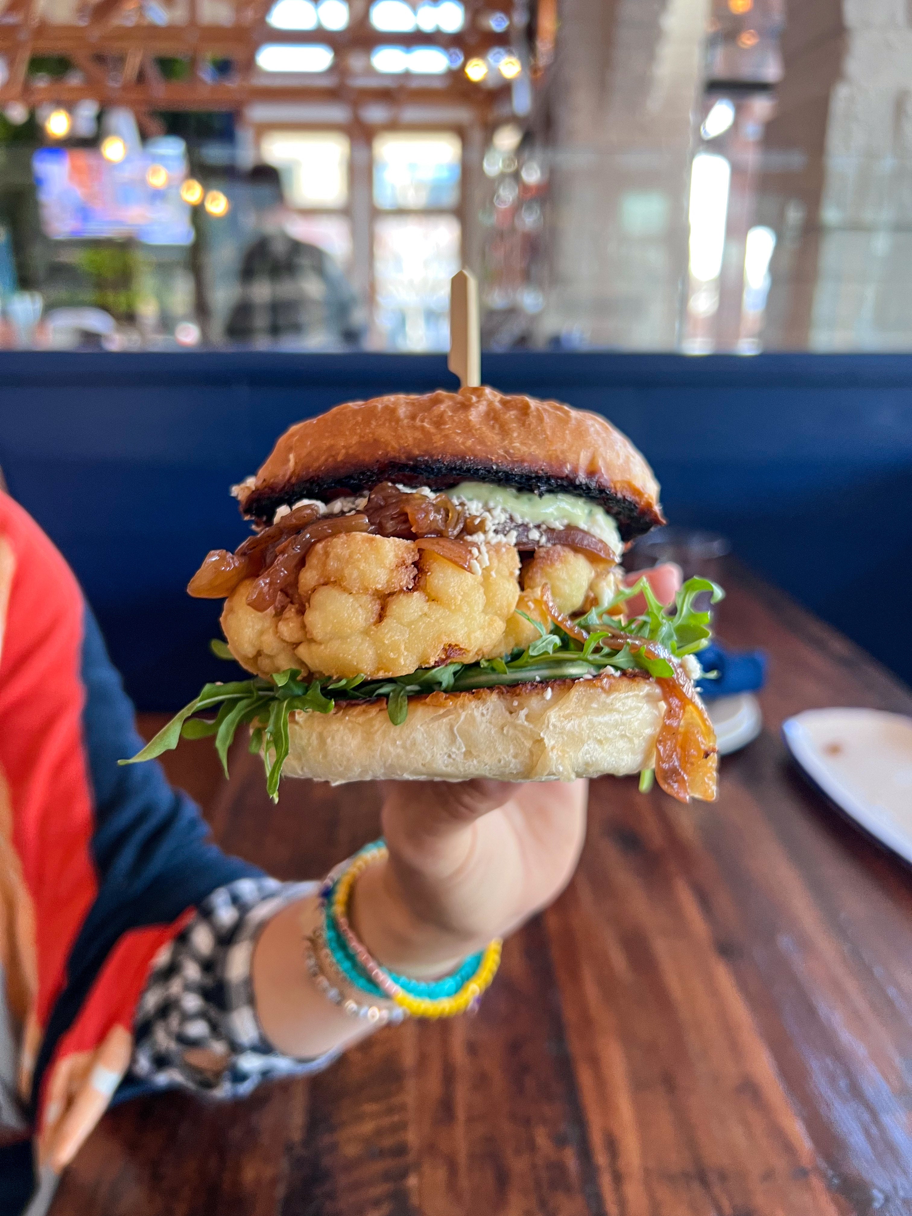 Crunchy Cauliflower Burger – Mountain Burger Bend