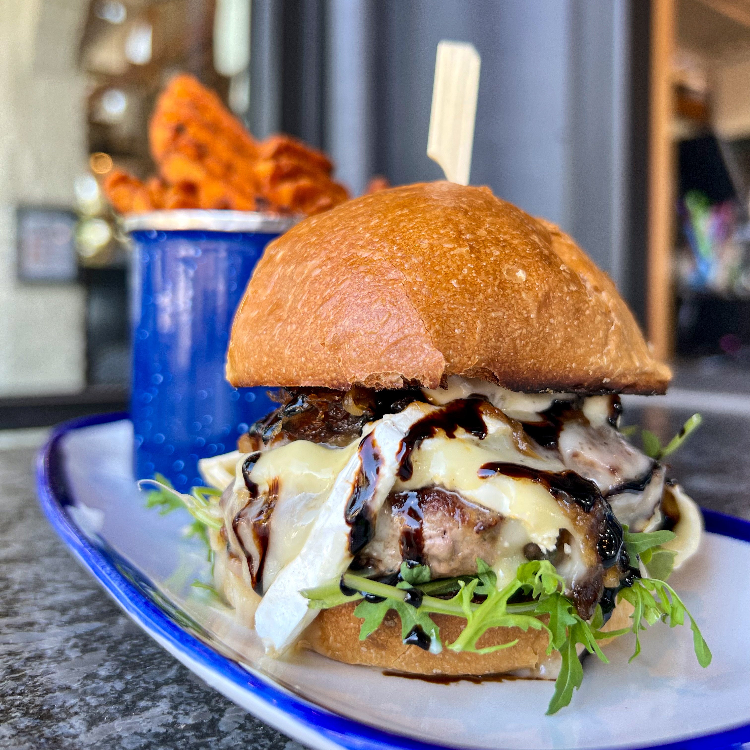 North 44 – Mountain Burger Bend